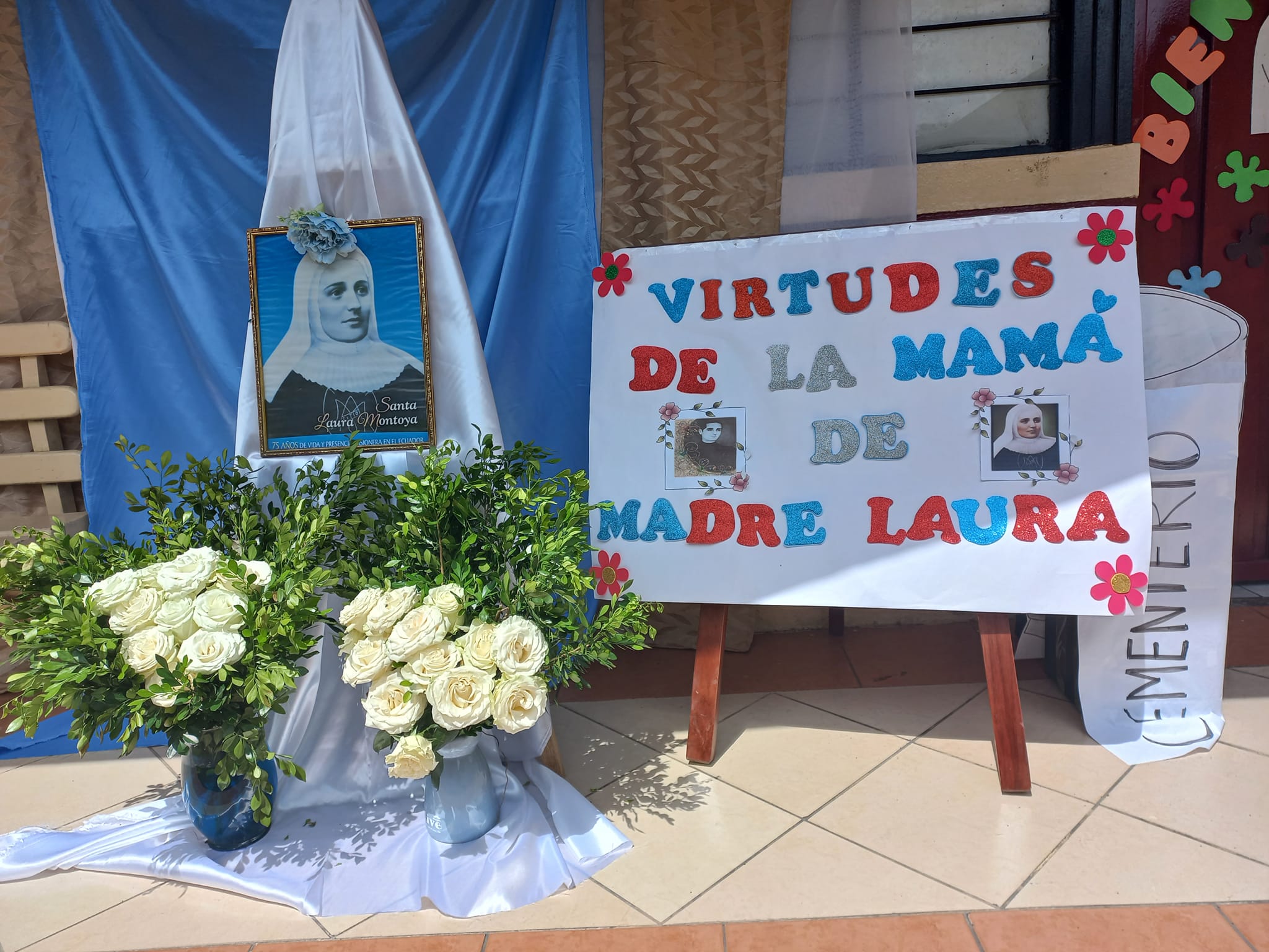 U.E. Madre Laura